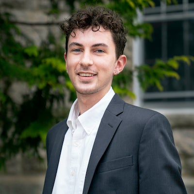 Physics Majors Samantha Adams and Oliver Carey on Finding Your Niche ...