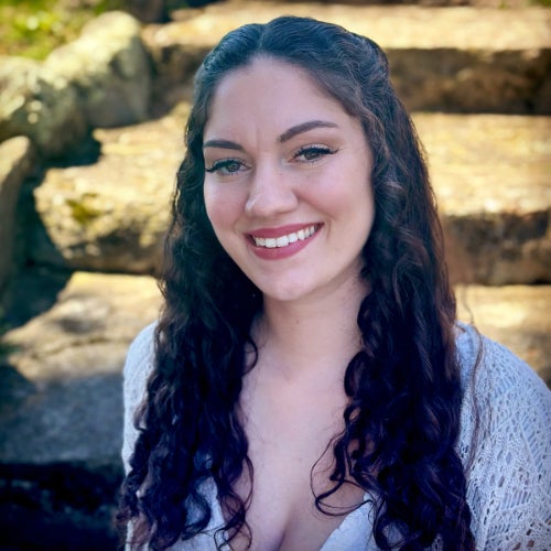 Student Profiles – Commencement