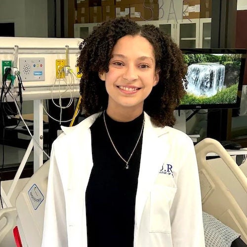 Student Profiles – Commencement