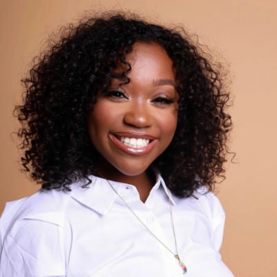 Student Profiles – Commencement