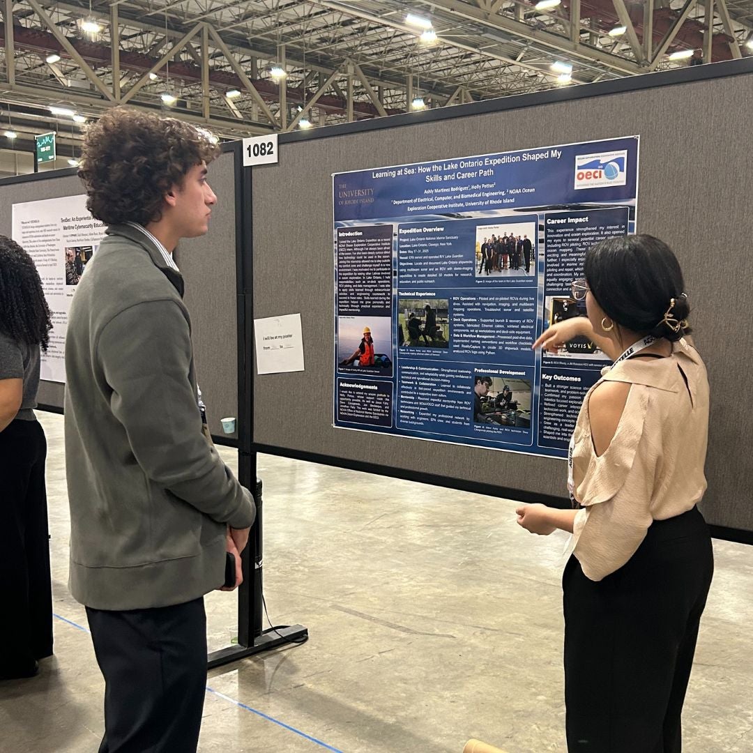 Where Science Connects Us: GSO at AGU25 – Graduate School of Oceanography