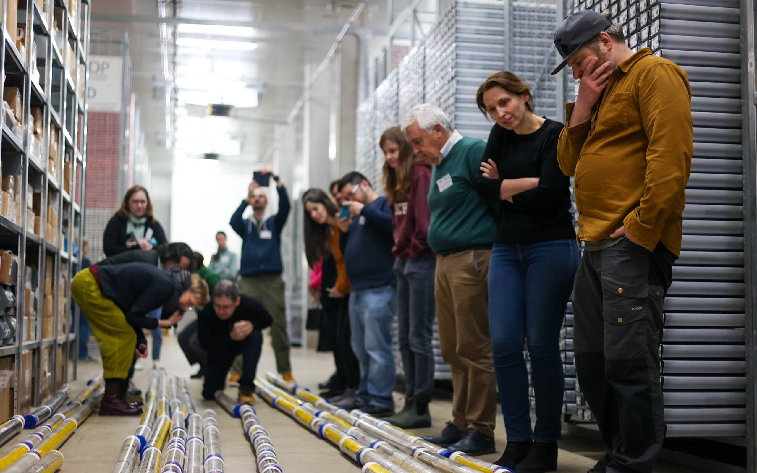 Understanding how reefs have changed over time, to plan for the future ...